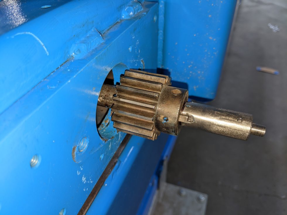 Replacing the Horizontal Conveyor Shaft | Enventek